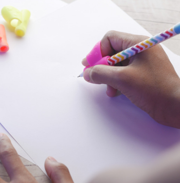 Pencil Grip Review 2: Streto Grip and HandiWriter